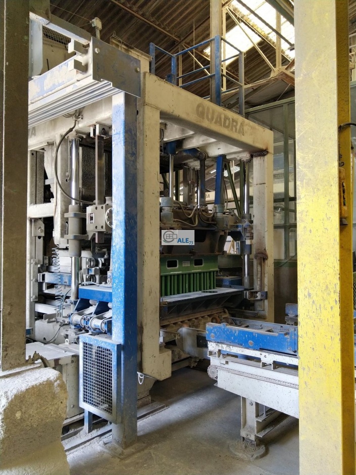 Presse Q6 + Centrale à Béton